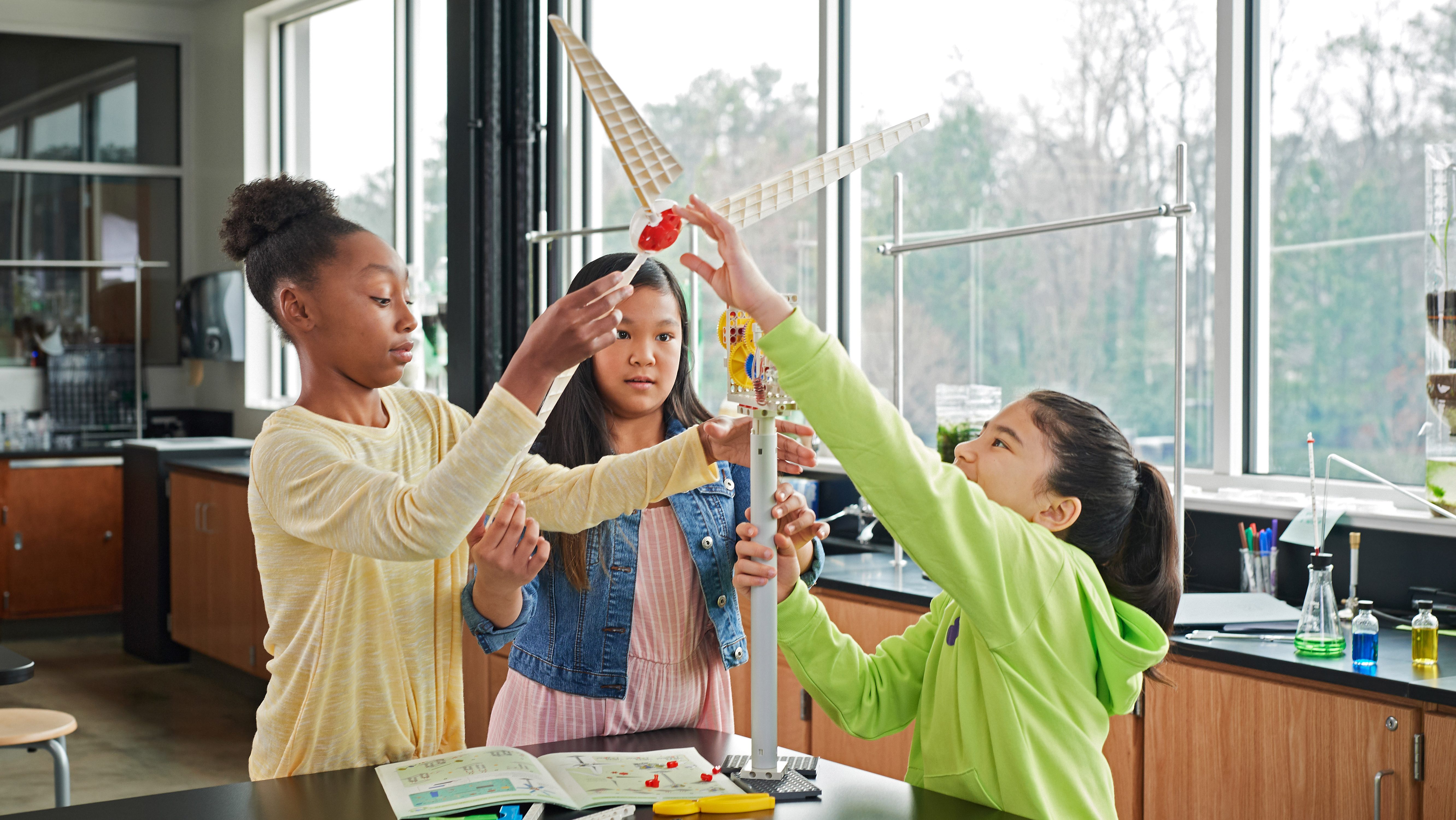 Women and Girls in STEM Day - Science Museum of Minnesota
